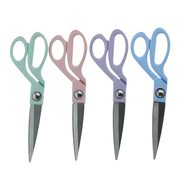 Choosing the Right Tailor Scissors: A Comprehensive Guide